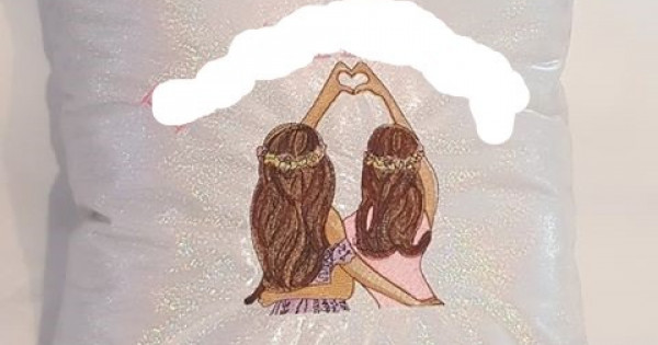 2 Best Friends Embroidery Design