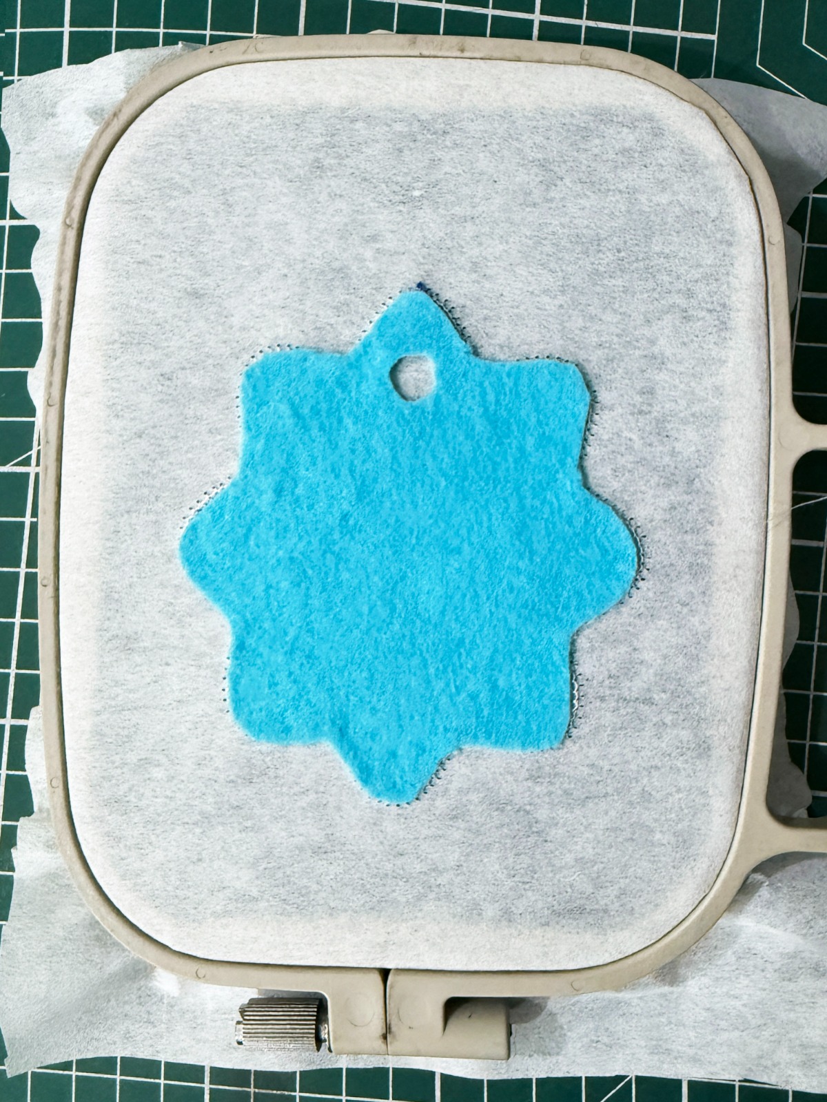 How to Make an In-the-Hoop “Let It Snow” Gift Tag – Easy Winter ...